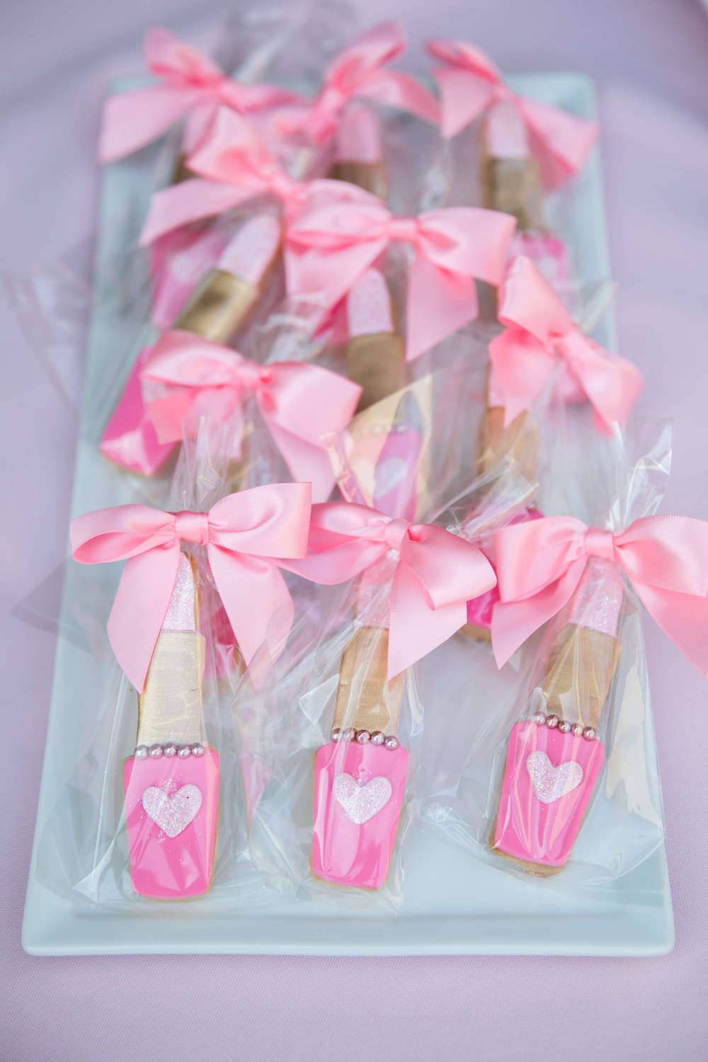 Spa Lipstick Cookies